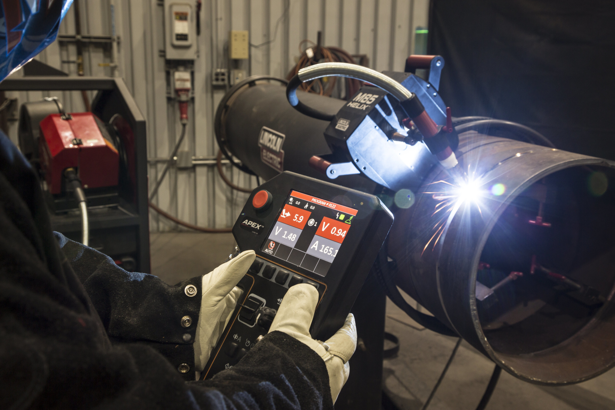 APEX® 3 Series and HELIX® M Series Mechanized Welding – Lincoln ...